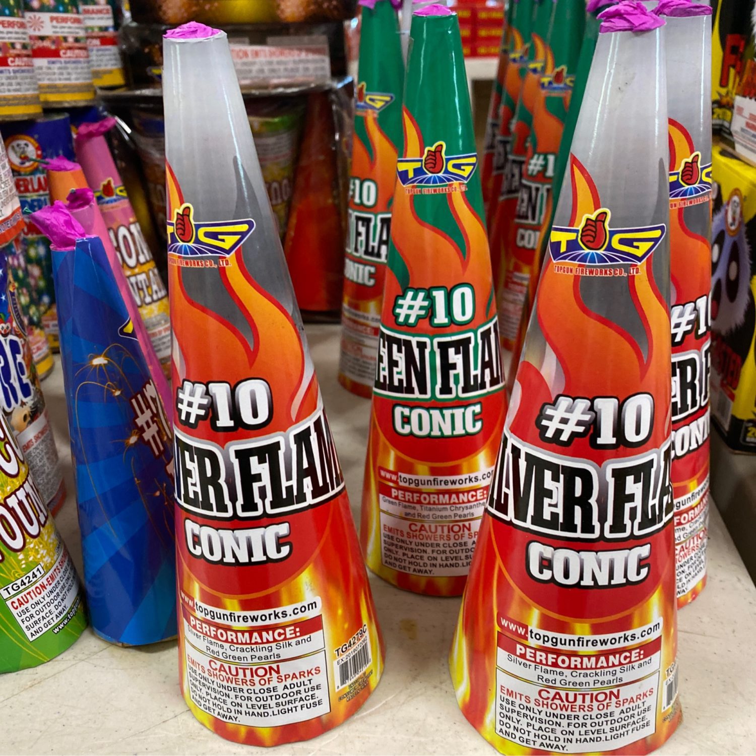 #10 Conic Cone - Muret Family Fireworks Farm